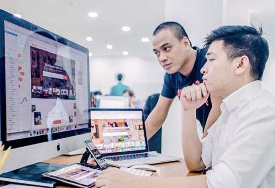 Learn Graphic Design: Explore Careers Beyond Graphic Designer